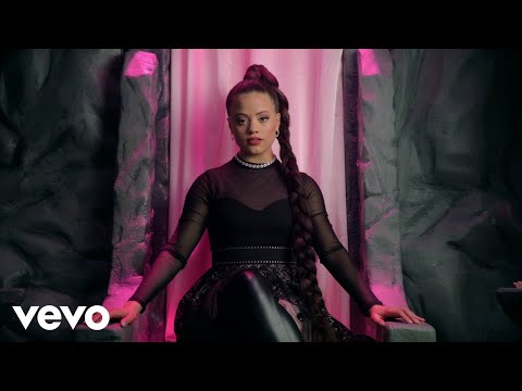 Queen of Mean Audrey's Song Lyrics - Descendants 3